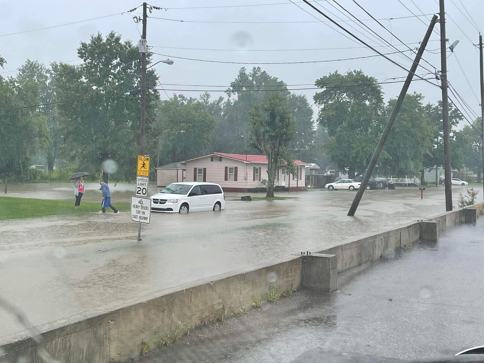 Rain leads to high water in Grayson